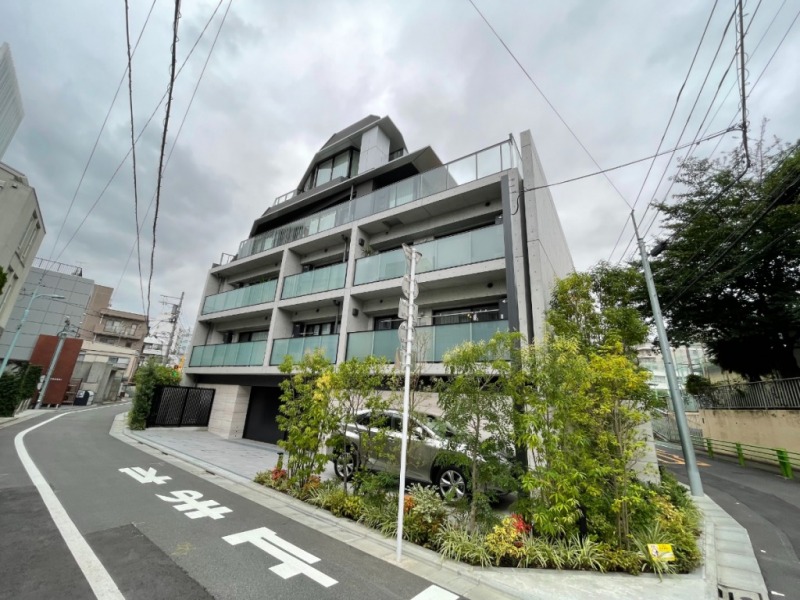 ピアース目黒青葉台｜3駅4路線利用可能。「代官山」と「中目黒」が生活圏の絶好のロケーション | LogRenove(ログリノベ)