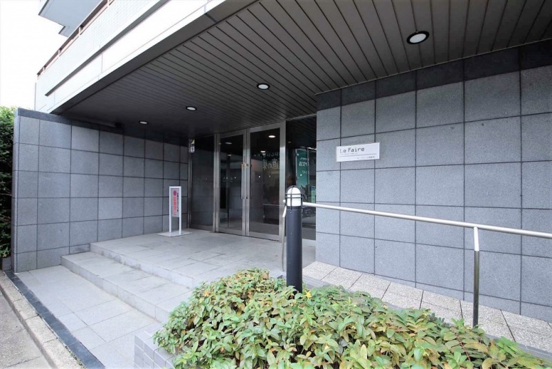 ル・フェール桜新町｜2駅1路線利用可能。低層住宅で閑静な住宅街のエリア | LogRenove(ログリノベ)