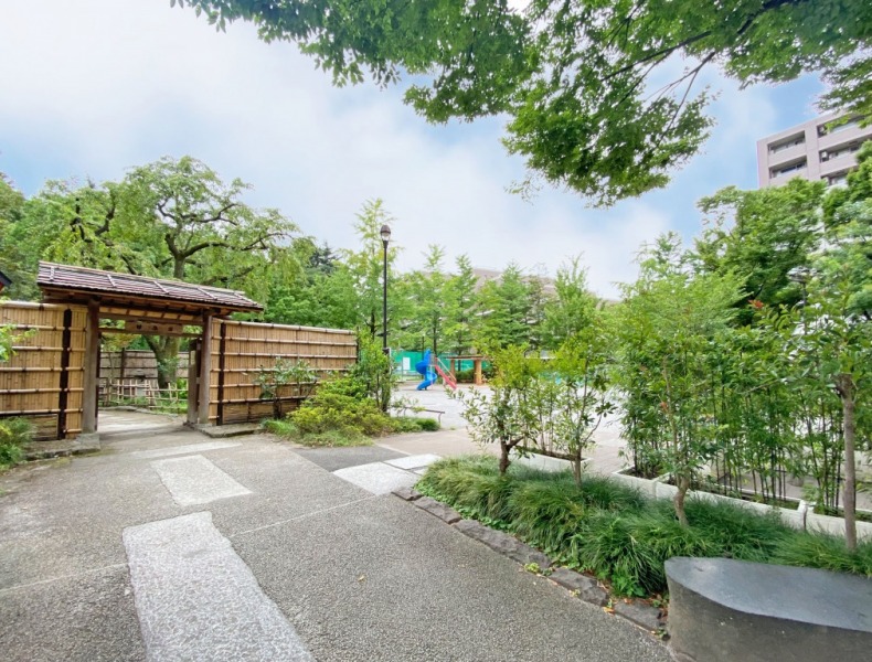 マンション高田馬場｜4駅3路線利用可。閑静な住宅街に佇むマンション | LogRenove(ログリノベ)