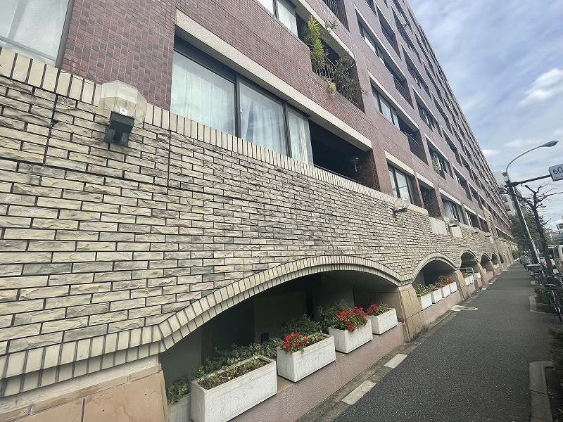 インペリアル広尾｜2駅3路線利用可。天現寺交差点近くのヴィンテージメゾン | LogRenove(ログリノベ)