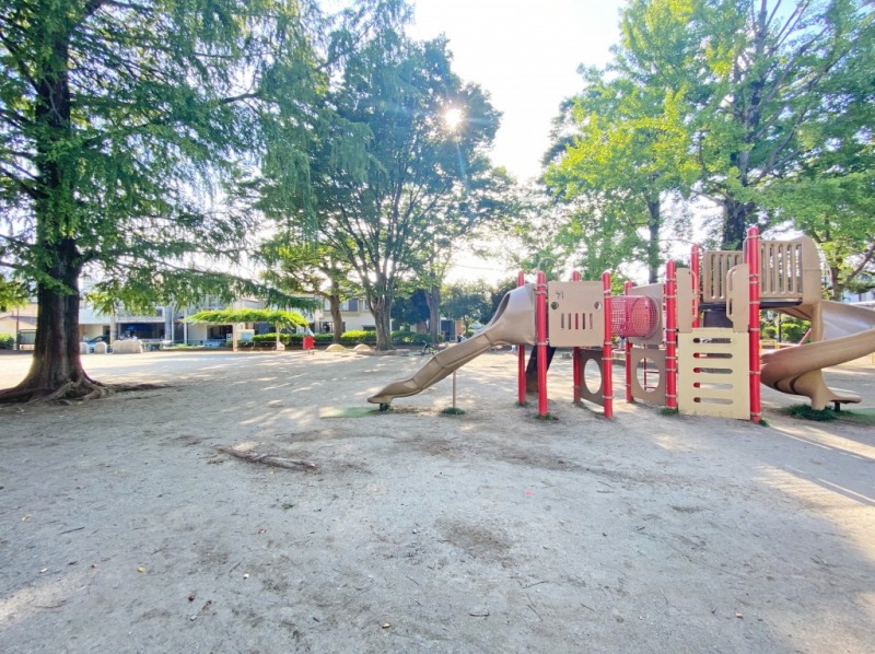 ヴィンテージ高円寺南｜2駅4路線利用可。「中野」駅徒歩圏内の好立地マンション | LogRenove(ログリノベ)