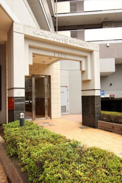 グローリオ中野新江古田｜駅徒歩1分、2駅2路線利用可。利便性の高い好立地マンション | LogRenove(ログリノベ)