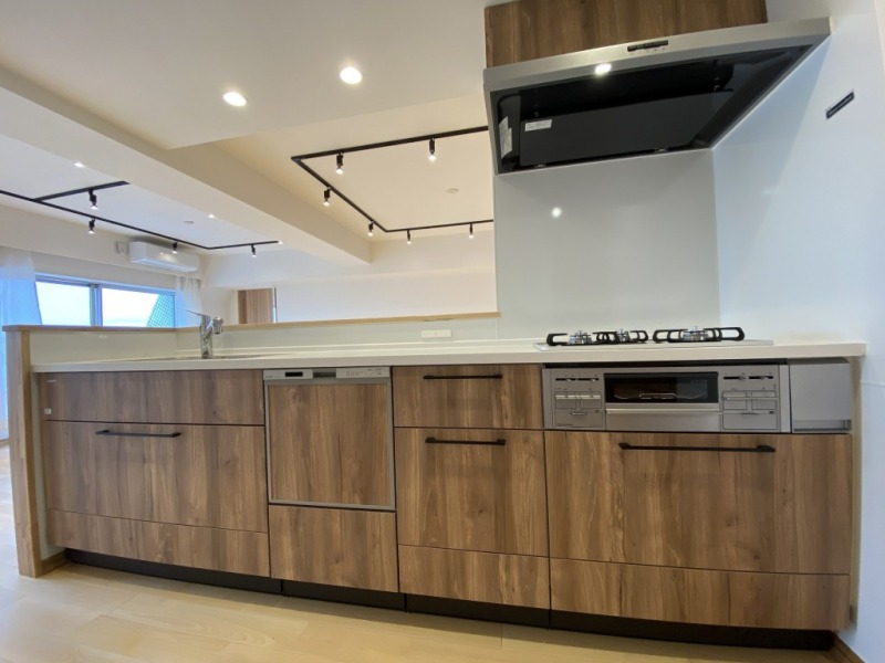 参宮橋ペアシティ 702号室｜3駅3路線利用可。南東向きのテラス付き3LDK角部屋物件 | LogRenove(ログリノベ)