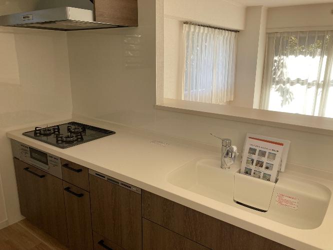 グランディ田園調布 2階｜2駅2路線利用可。専用駐車場付き。23帖超えのゆとりのある2LDK角部屋 | LogRenove(ログリノベ)