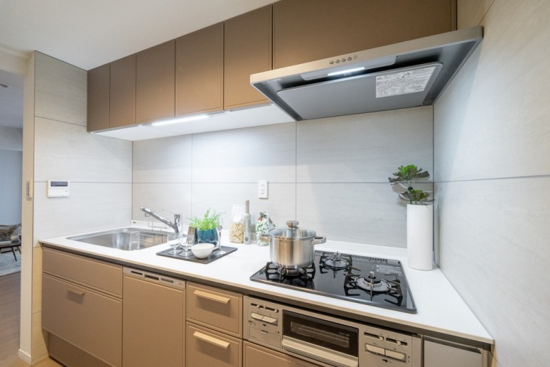 ドレッセ目黒インプレスタワー 14階｜3駅5路線利用可。充実した共有施設。眺望良好2LDK角部屋 | LogRenove(ログリノベ)