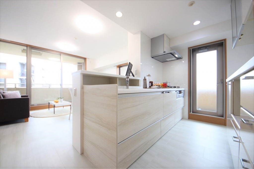 コスモ川口ライヴネージュ12階の中古リノベーション物件情報｜埼玉県川口市、川口元郷駅 | LogRenove(ログリノベ)