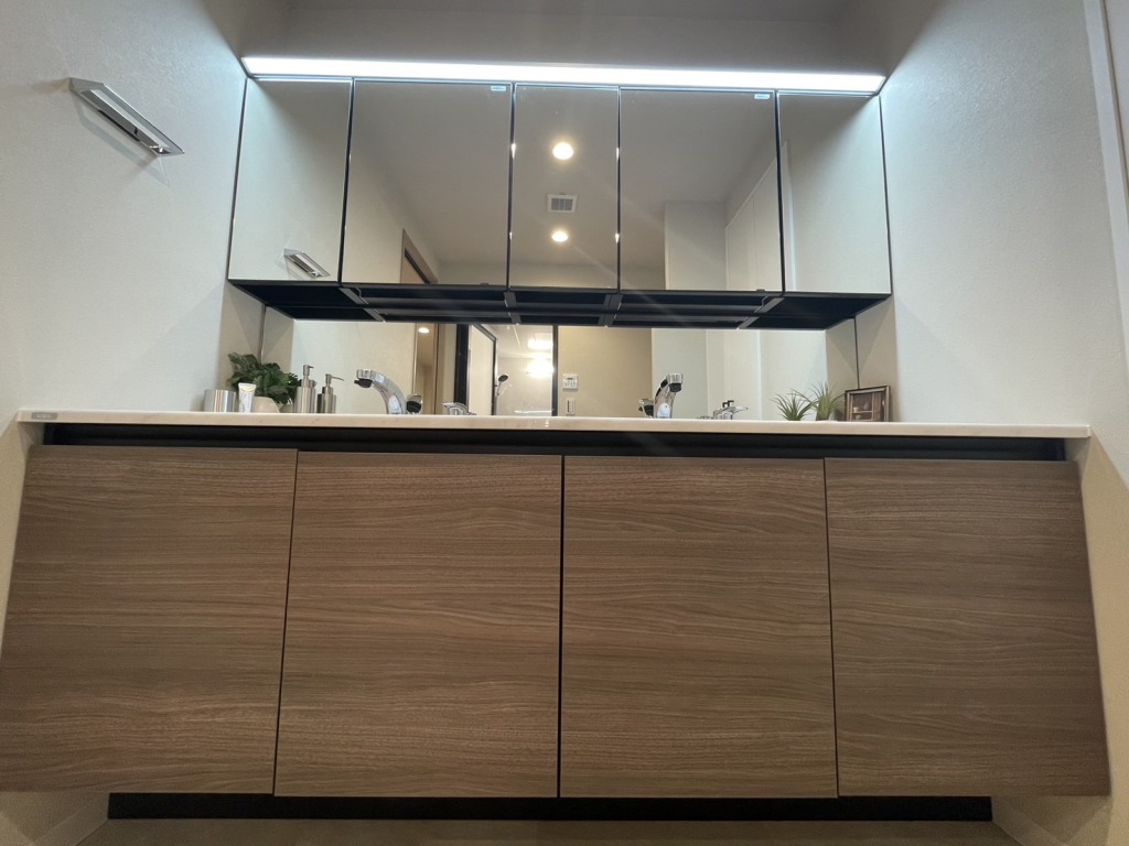 芝浦アイランドグローヴタワー13階の中古リノベーション物件情報｜東京都港区、田町駅 | LogRenove(ログリノベ)