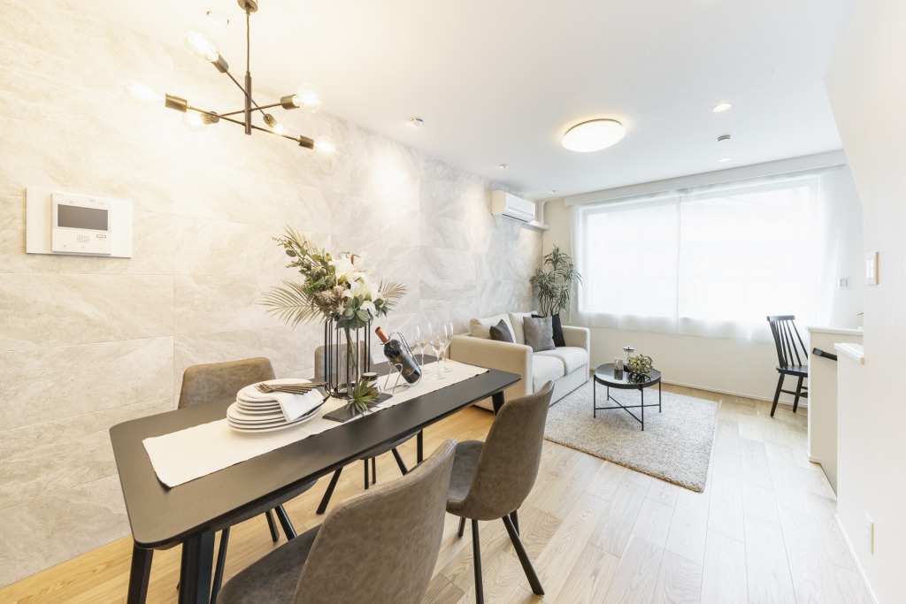 セボングランディール柿の木坂B1階・2階の中古リノベーション物件情報｜東京都目黒区、都立大学駅 | LogRenove(ログリノベ)