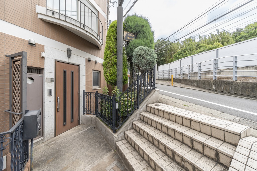 セボングランディール柿の木坂B1階・2階の中古リノベーション物件情報｜東京都目黒区、都立大学駅 | LogRenove(ログリノベ)