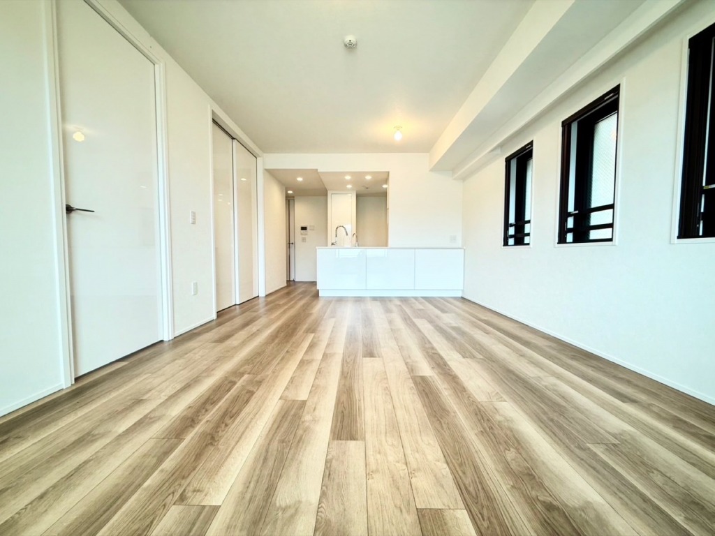 ジオ南青山3階の中古リノベーション物件情報｜東京都港区、表参道駅 | LogRenove(ログリノベ)